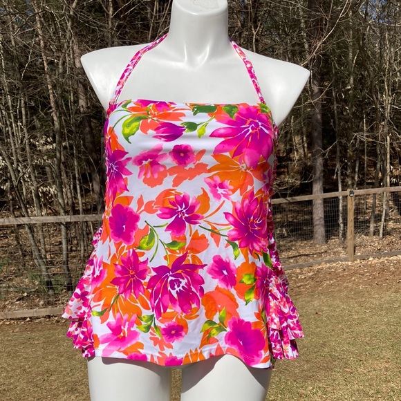 Swim | Nwt Bright Tropical Floral Swim Top Ruffled And Ruched Sides ...